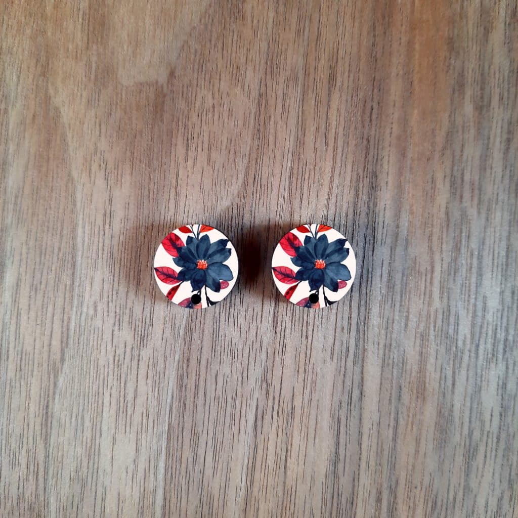 16mm Round Connectors - Red And Blue Flower - WonderTree